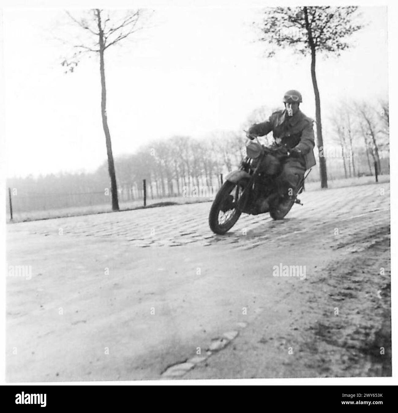 A DESPATCH RIDER'S JOURNEY IN HOLLAND - Taking a bend in the road with ...