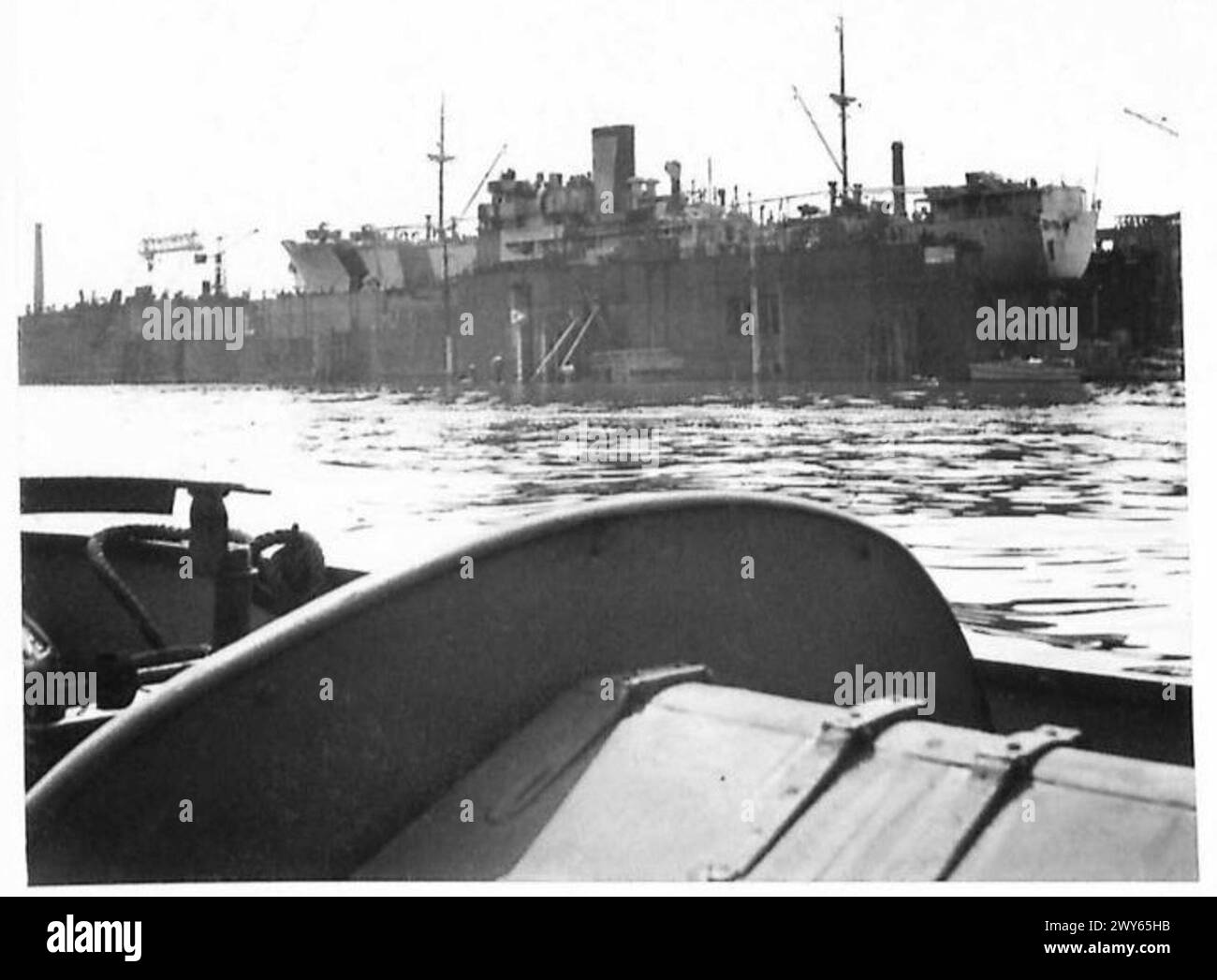 PICTURES OF HAMBURG PORT - Views of parts of Hamburg Docks which have ...