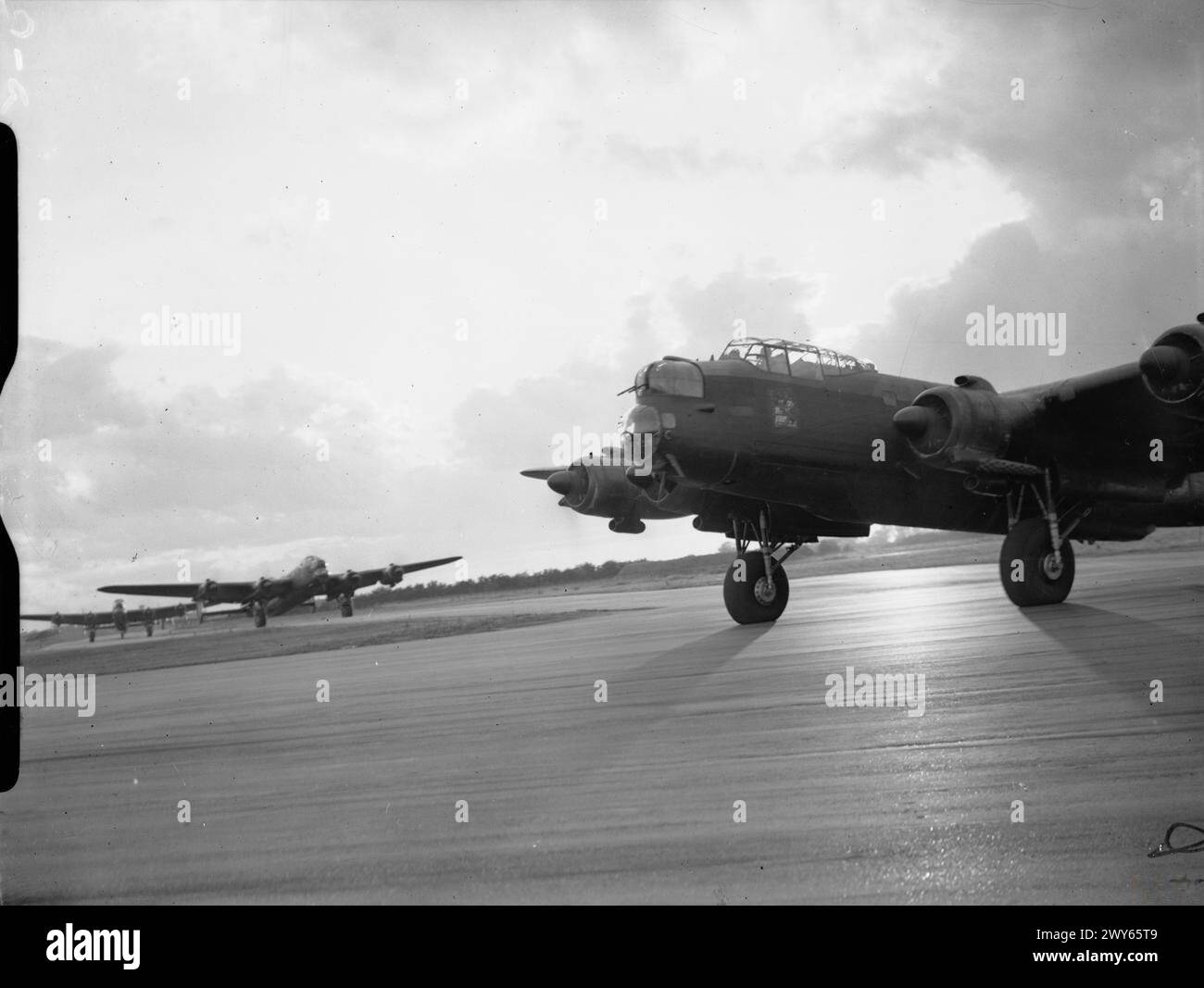 ROYAL AIR FORCE BOMBER COMMAND, 1942-1945. - Avro Lancaster B Mark IIs ...