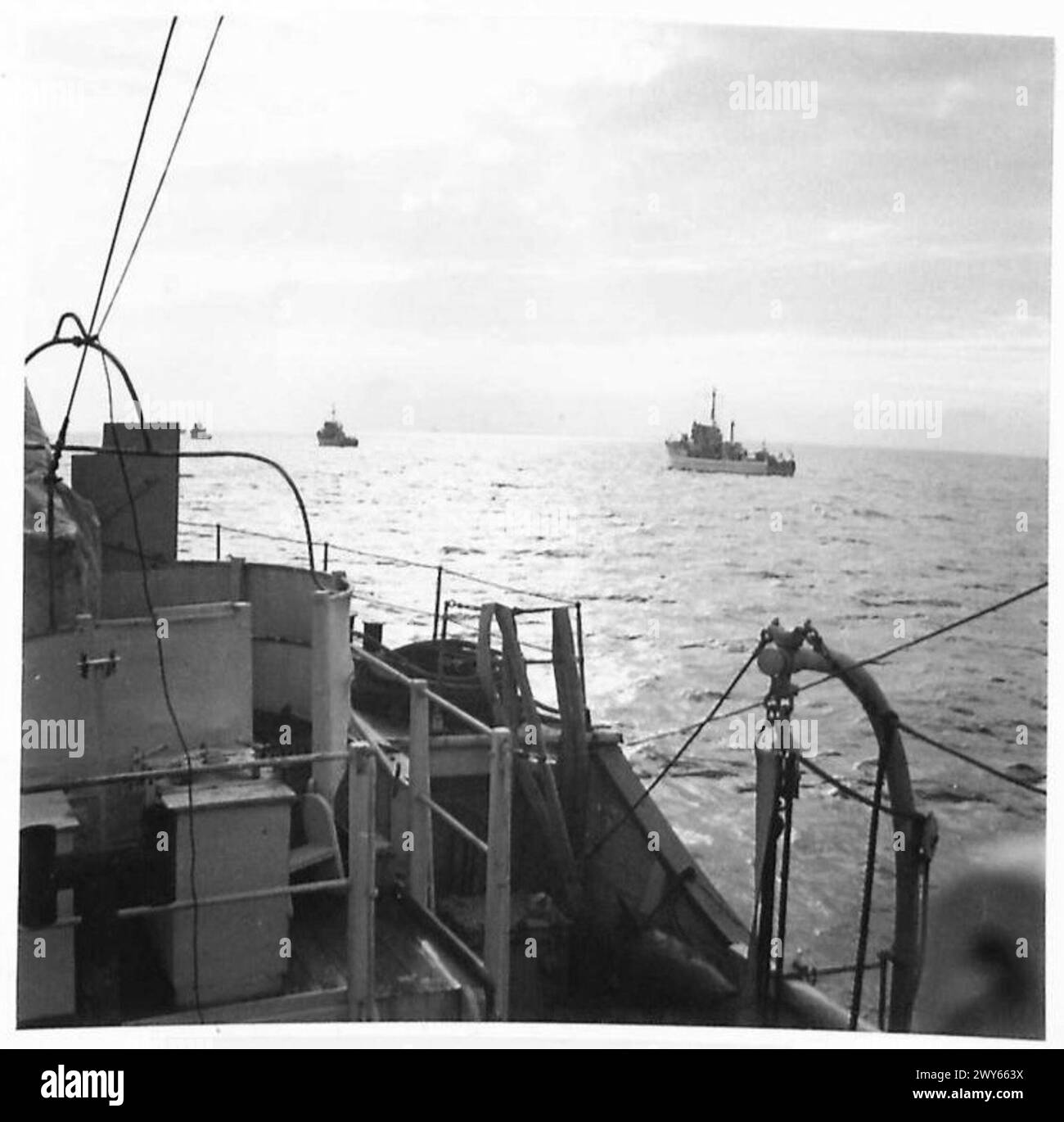 SWEEPING FOR MINES IN DANISH WATERS - The minesweepers leave Copenhagen ...