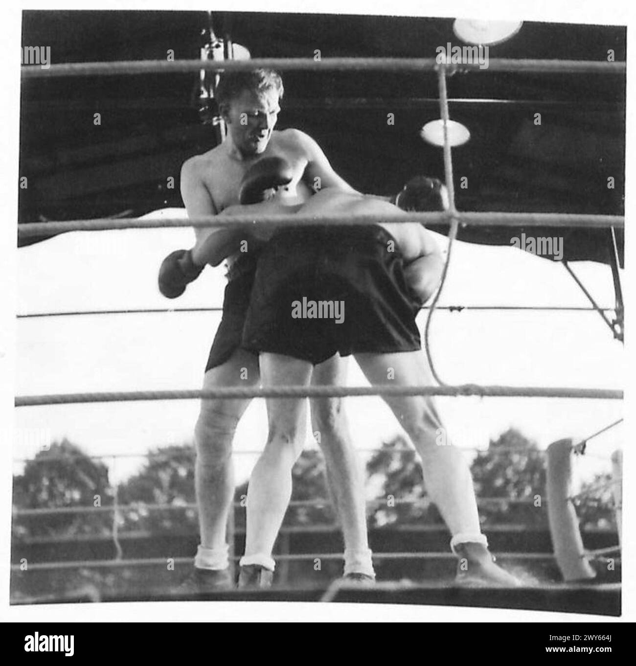NUESEL v. VOGT BOXING MATCH : HAMBURG - Various shots taken during the ...