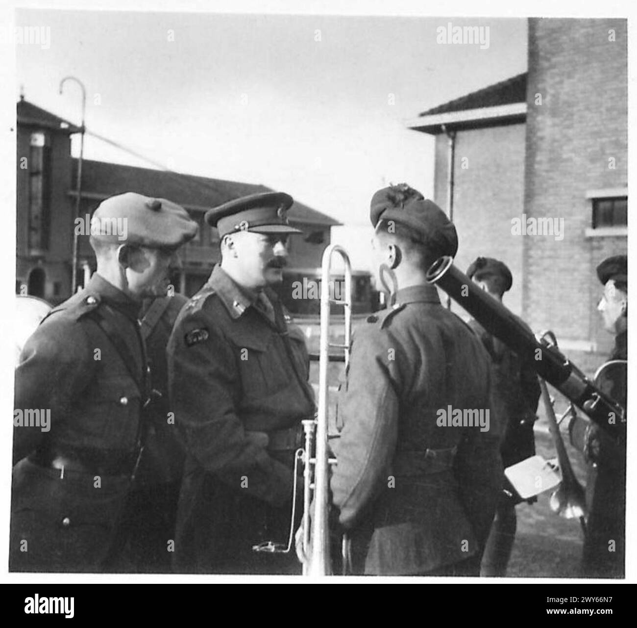 LT-GEN RITCHIE WITH THE MEN MENTIONED IN DESPATCHES - Lt-Gen. Ritchie ...