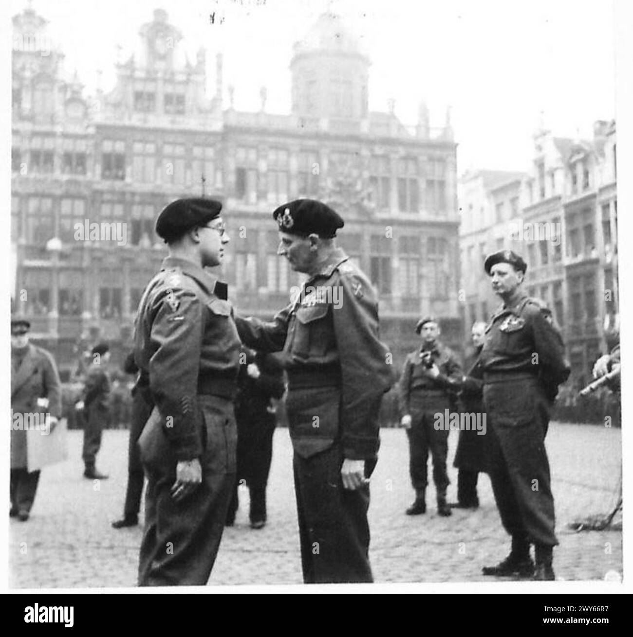 INVESTITURE BY FIELD MARSHAL MONTGOMERY IN BRUSSELS - Lietu R. Dewandre ...