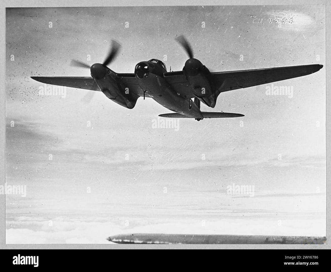 THE DE HAVILLAND MOSQUITO, - R.A.F. reconnaissance bomber in flight ...