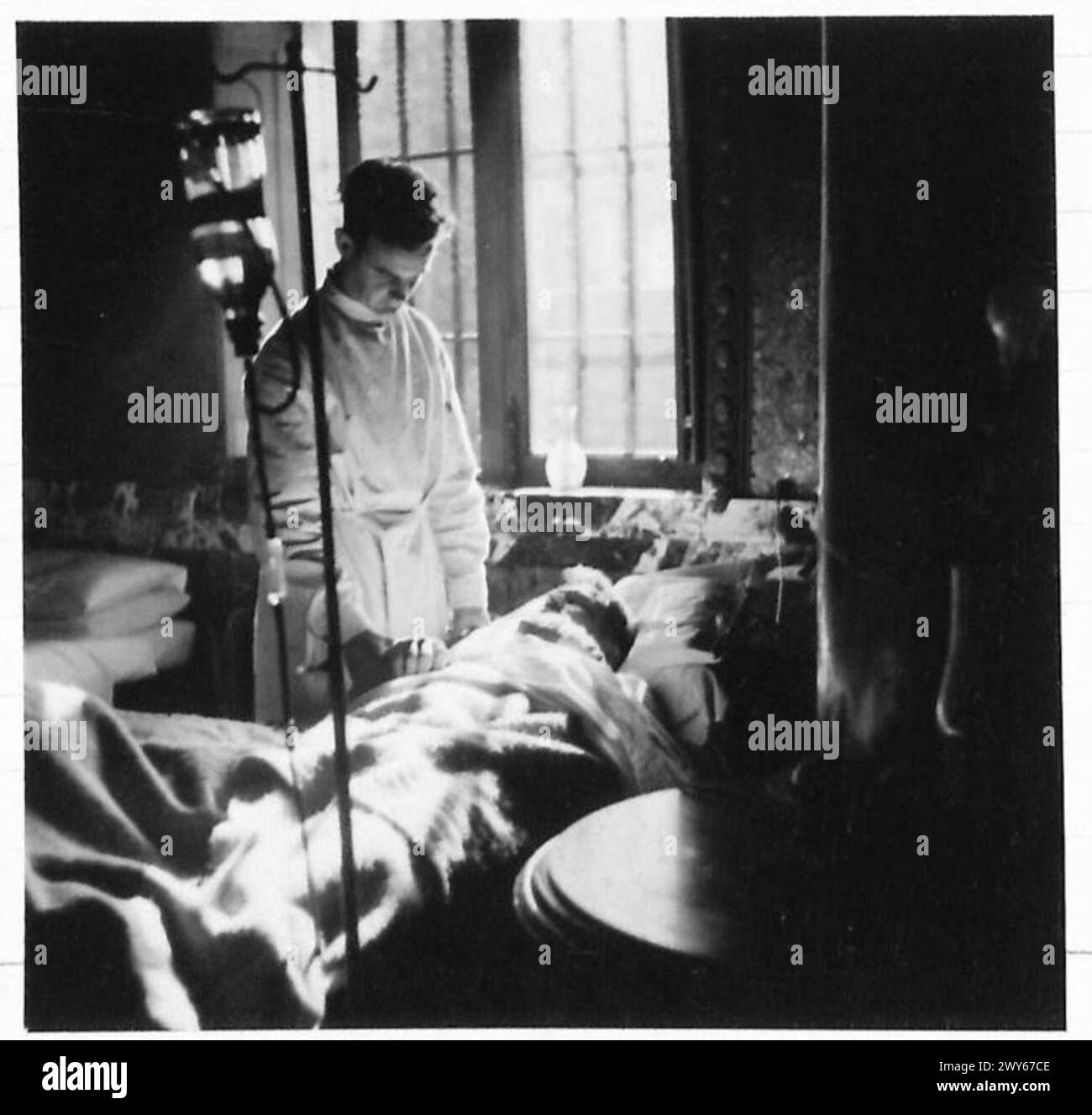 Personnel army blood transfusion Black and White Stock Photos & Images ...