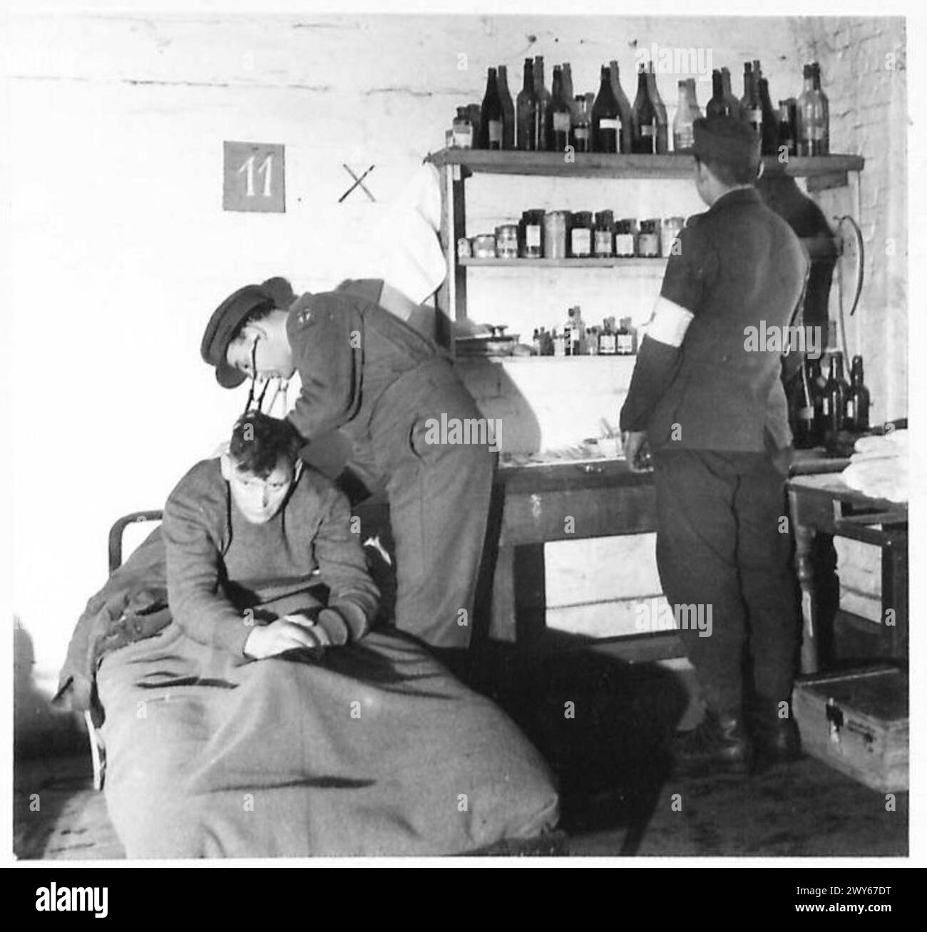 Wwii doctor Cut Out Stock Images & Pictures - Alamy