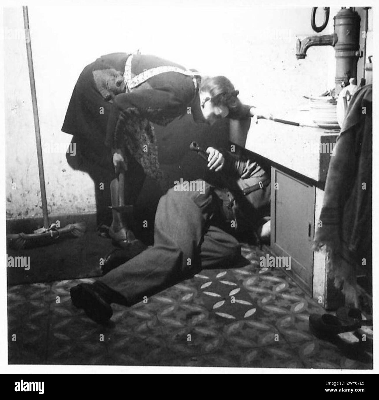 THE SOLDIER IS BRITAIN'S BEST AMBASSADOR - Always the handyman. The ...