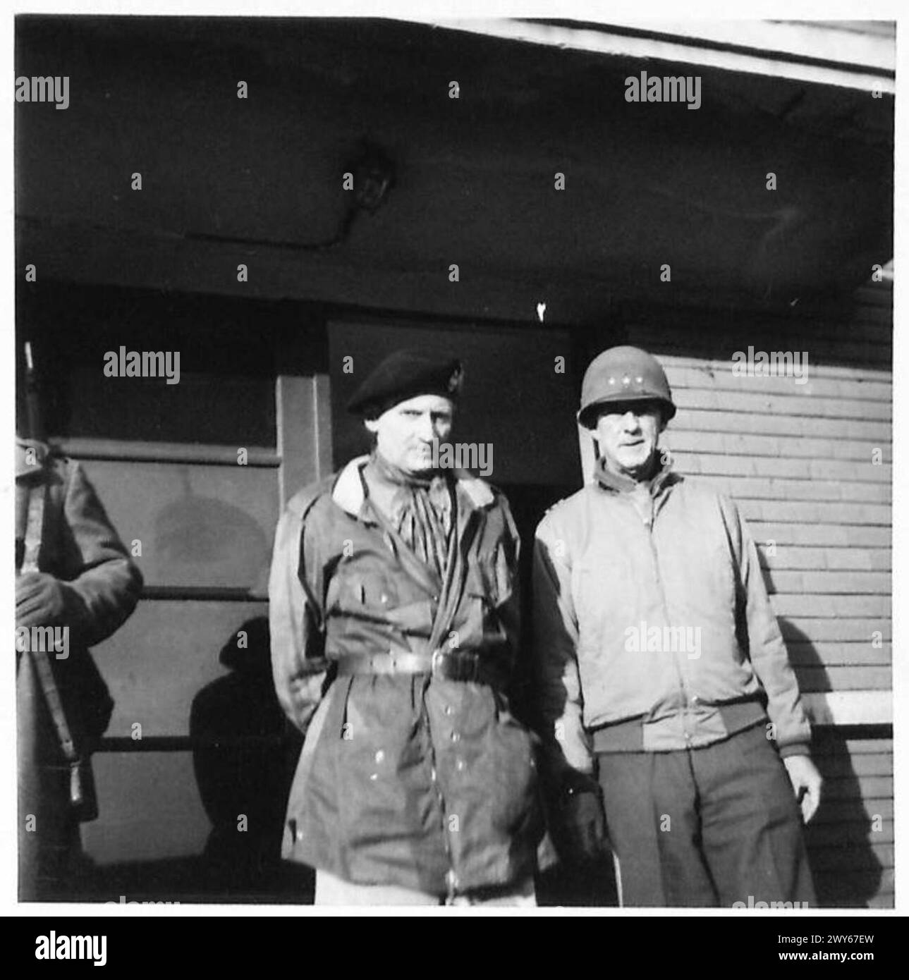 FIELD MARSHAL MONTGOMERY WITH AMERICAN GENERALS - The Commander-in ...