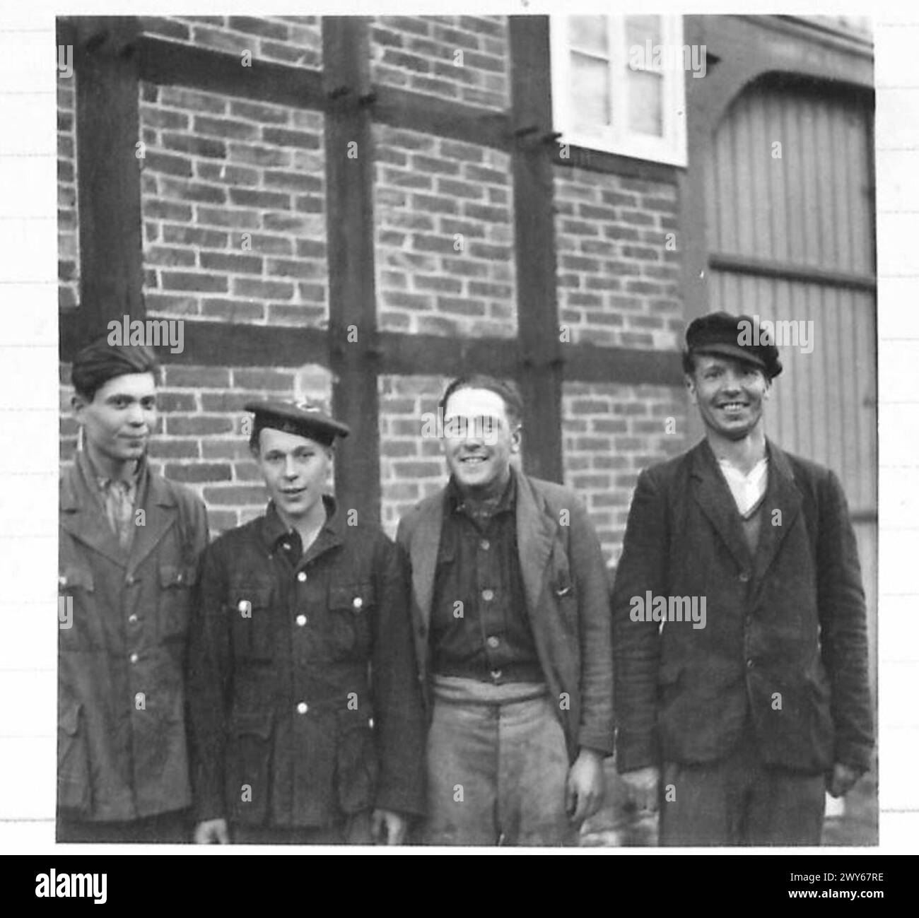 Members of the Guards Armoured Division continue their advance, while ...
