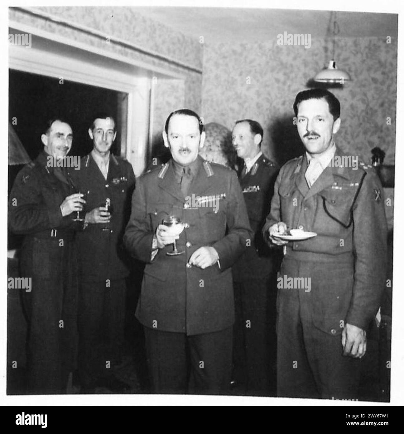 Military activities farewell hi-res stock photography and images - Alamy