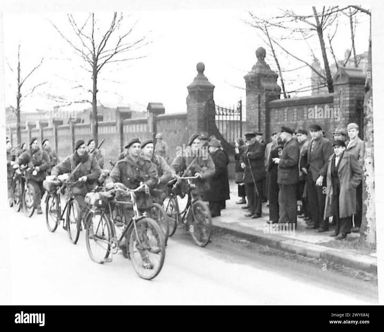 THE BRITISH ARMY IN NORTH-WEST EUROPE 1944-1946 - German civilians ...