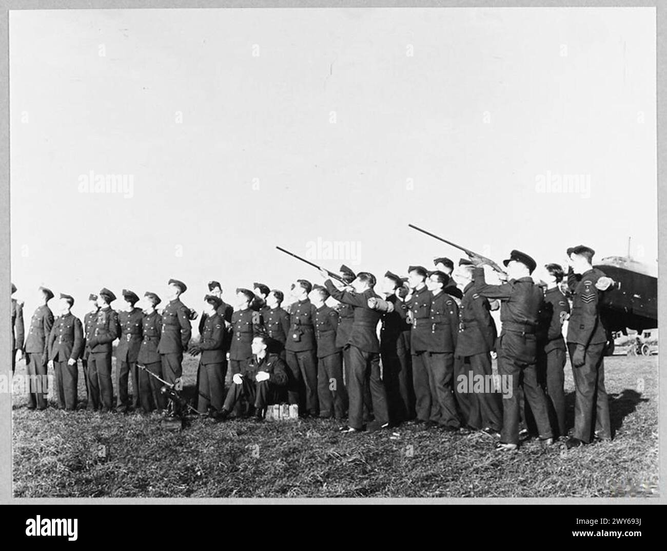 BRADFORD A.T.C. CADETS AT BOMBER STATION - Picture (issued 1944) shows ...