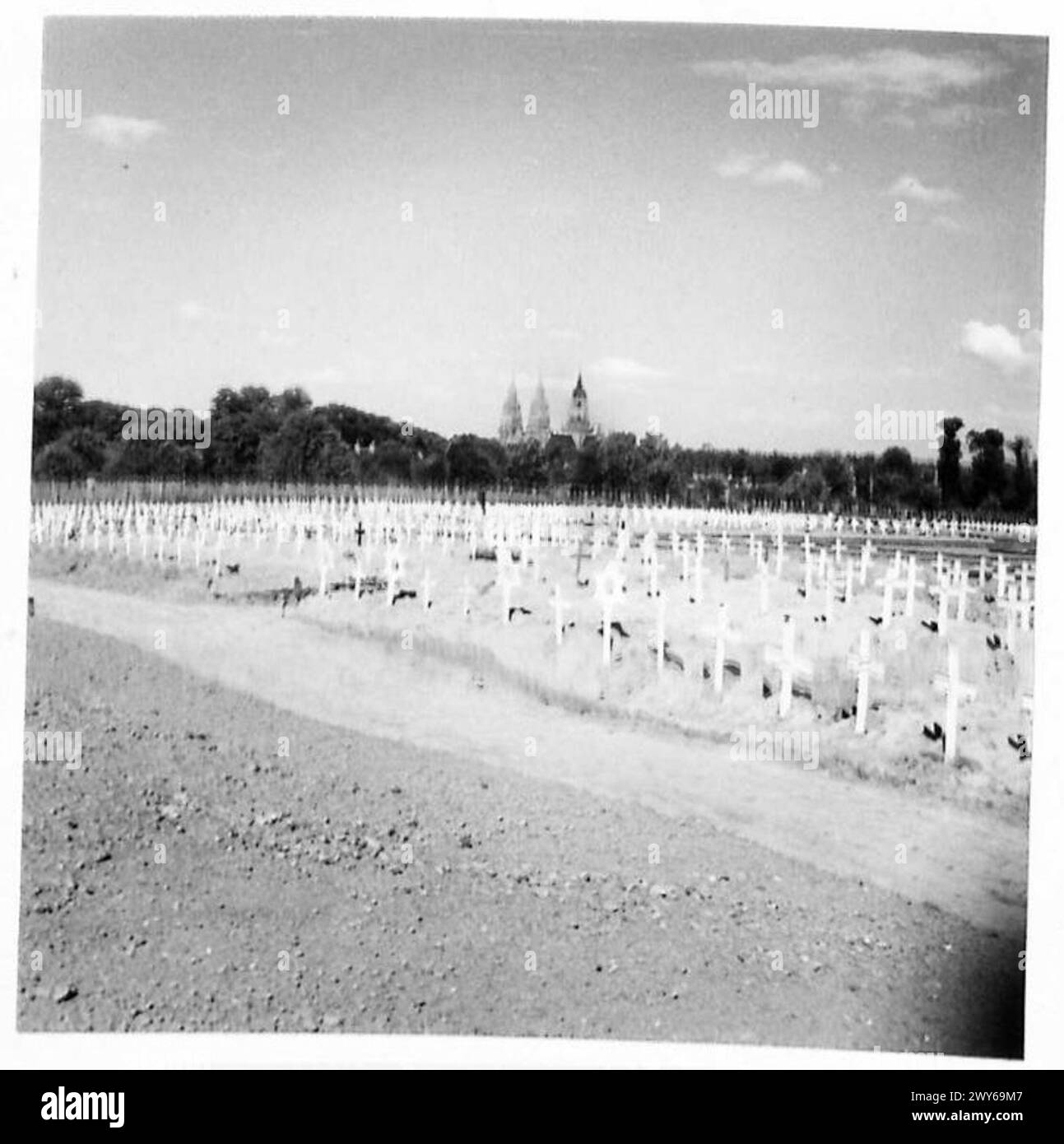 Garrison cemetery Cut Out Stock Images & Pictures - Alamy