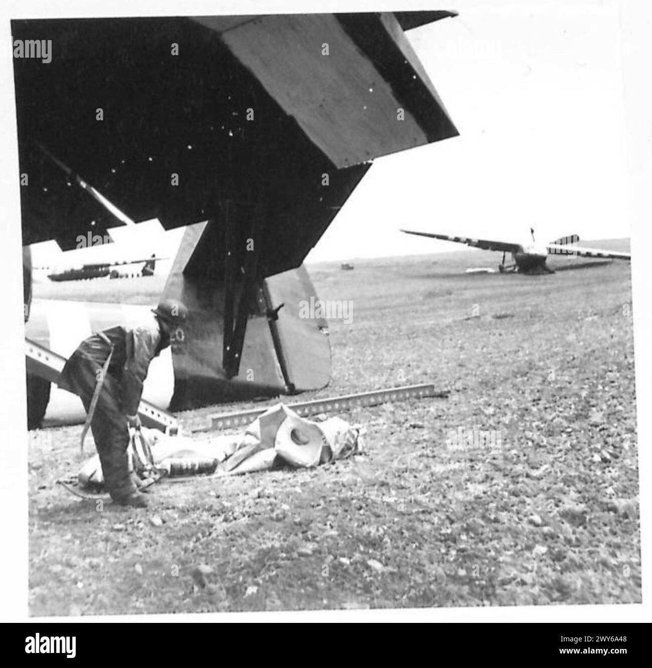 THE BRITISH ARMY IN NORTH-WEST EUROPE 1944-1945 - Gliders used by the ...