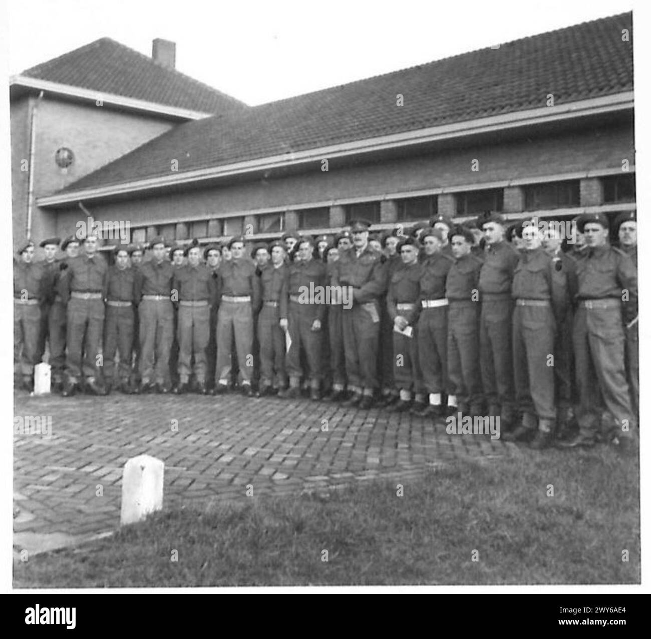 LT-GEN RITCHIE WITH THE MEN MENTIONED IN DESPATCHES - Lt-Gen, Ritchie ...