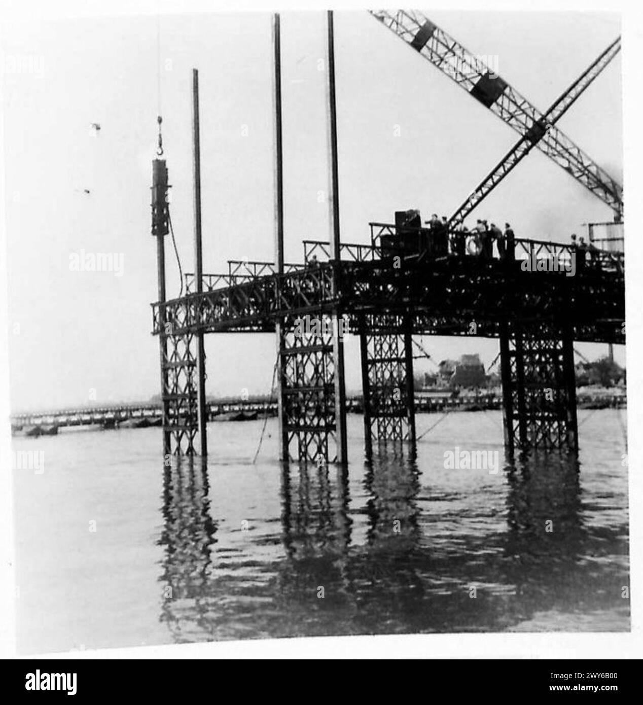 PERMANENT RHINE BRIDGES - Piles being driven in. , British Army, 21st ...
