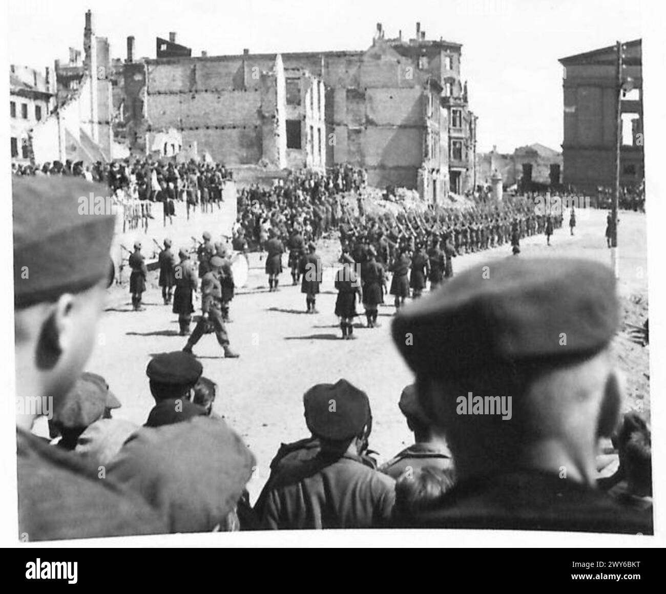 Parade viewing location hi-res stock photography and images - Alamy