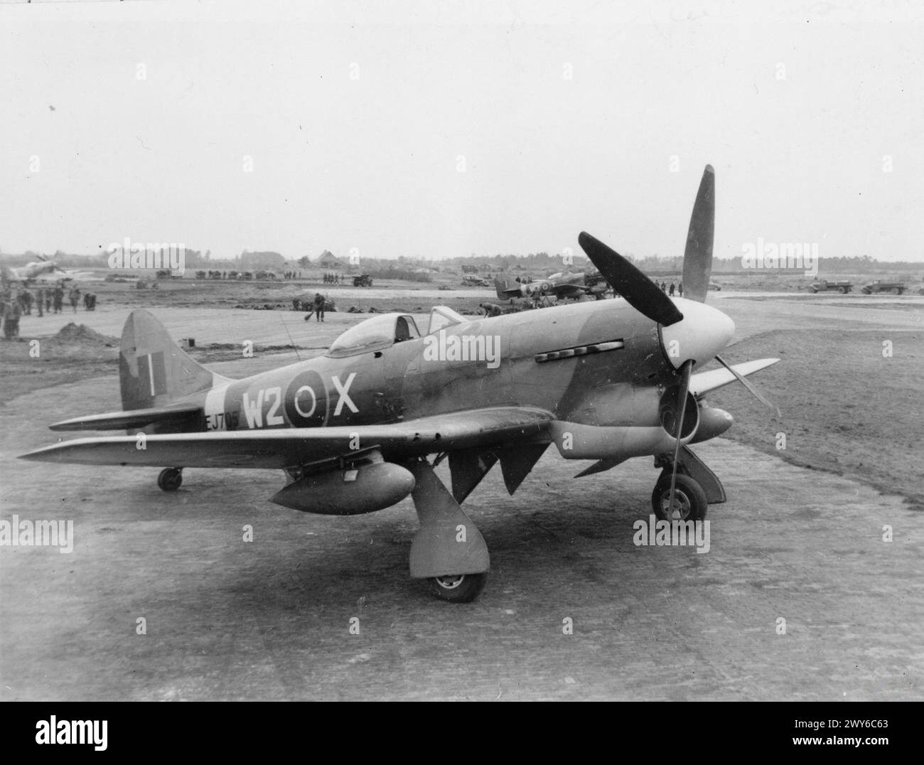 AIRCRAFT OF THE ROYAL AIR FORCE 1939-1945: HAWKER TEMPEST - Tempest ...