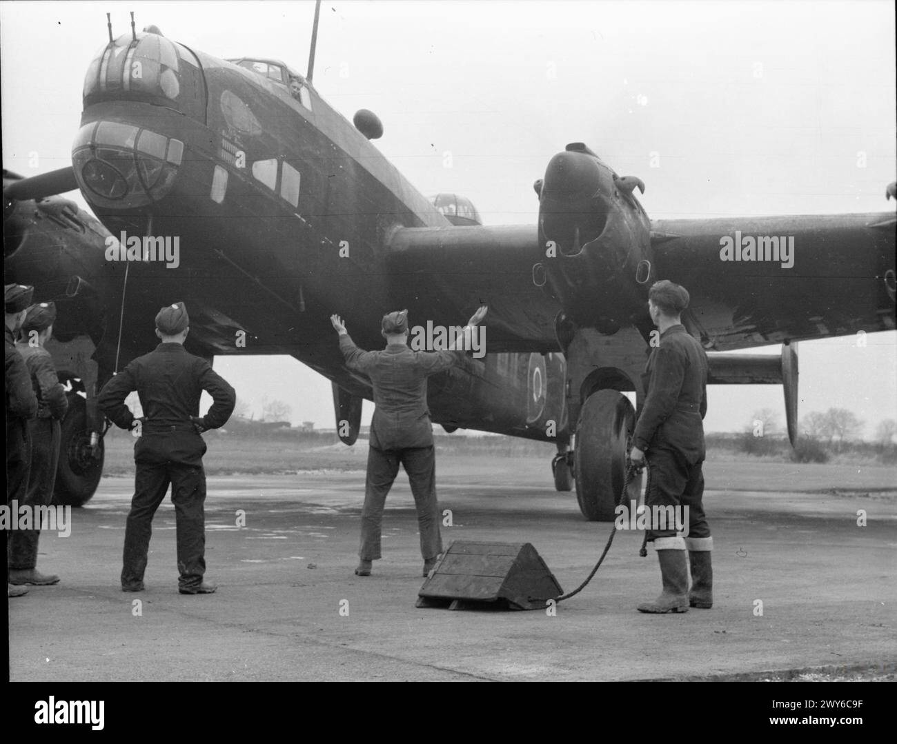 ROYAL AIR FORCE BOMBER COMMAND, 1942-1945. - The corporal in charge of ...