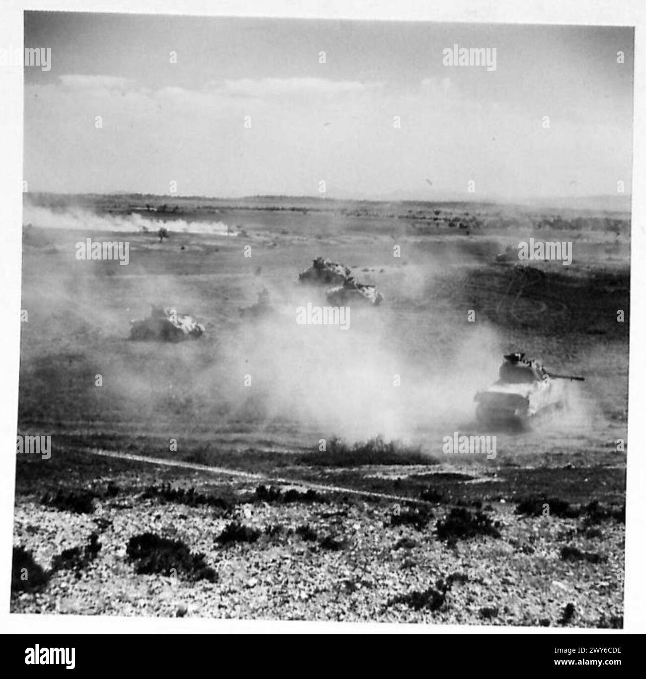 American tanks in tunisia Black and White Stock Photos & Images - Alamy