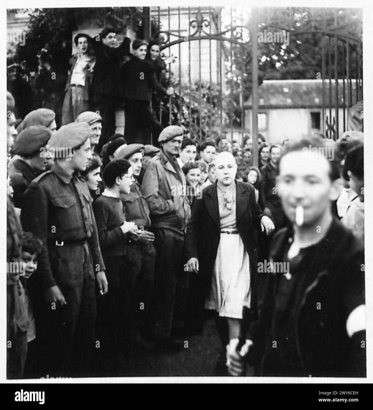 Jeering historical hi-res stock photography and images - Alamy