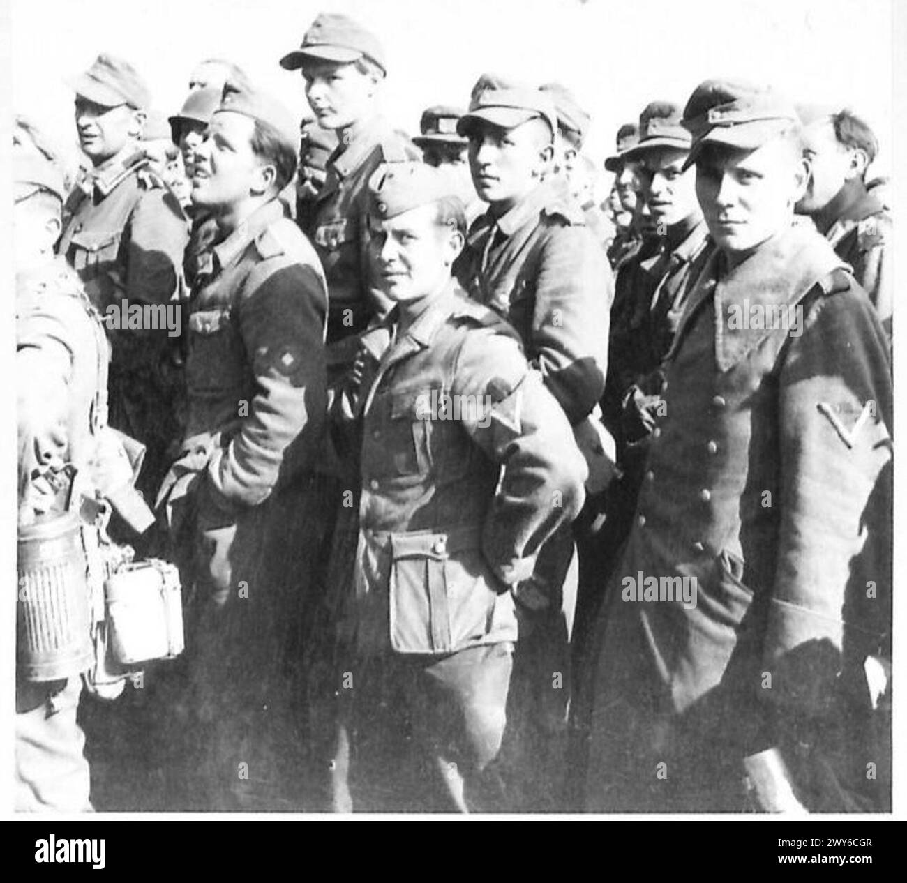 THE BRITISH ARMY IN THE NORMANDY CAMPAIGN 1944 - German prisoners of ...