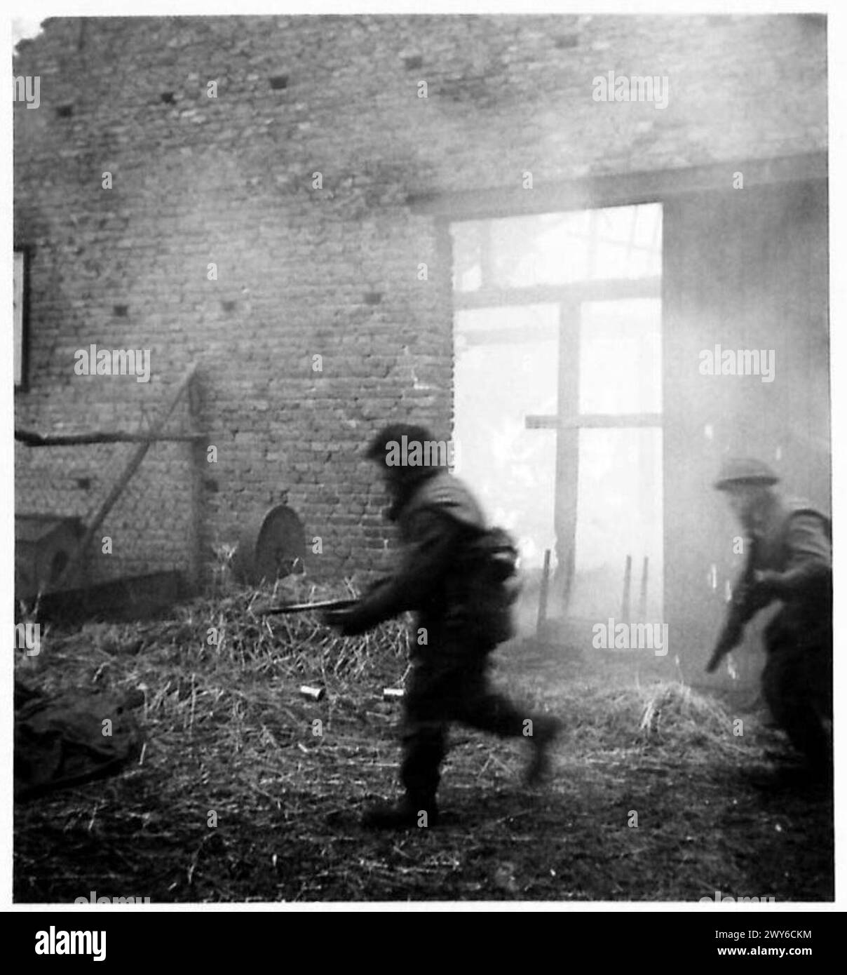 British advance germany infantry hi-res stock photography and images ...