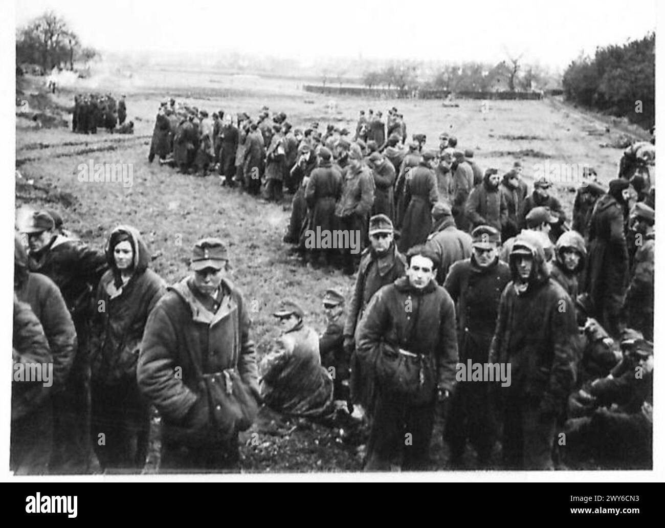 British forces oversee a group of prisoners outside Kleve during World ...