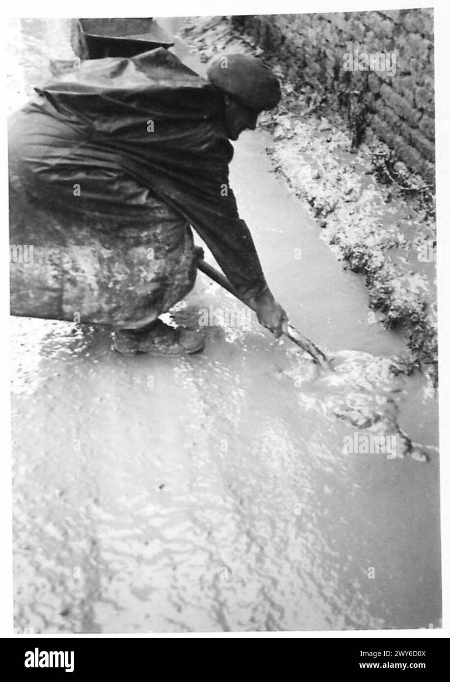 Mud engineer Black and White Stock Photos & Images - Alamy