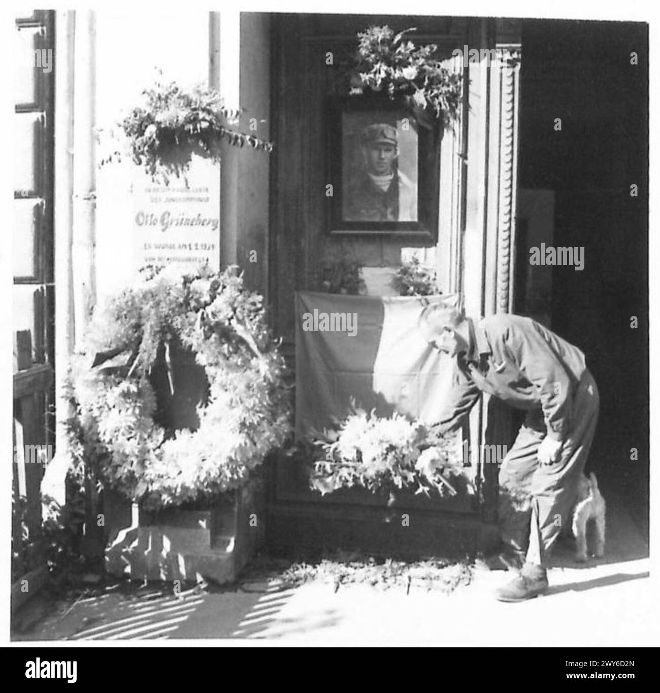 Hitler 1931 Cut Out Stock Images & Pictures - Alamy
