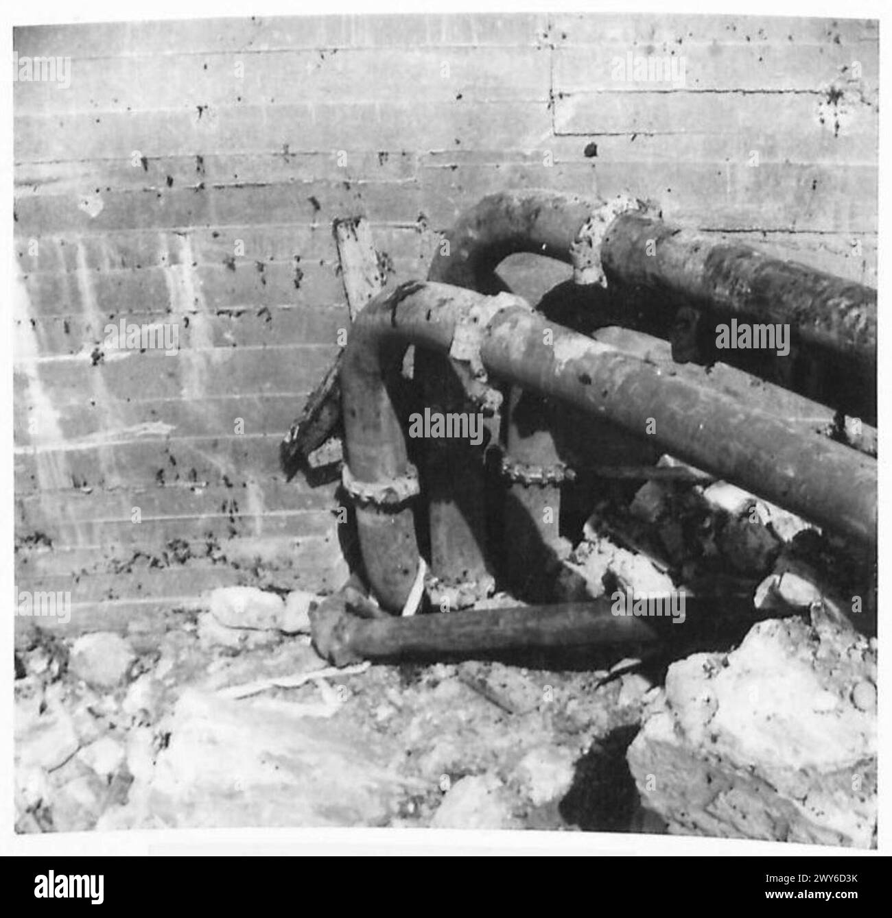 SPECIAL ASSIGNMENT FOR TN5 - The following pictures consist of tankage ...