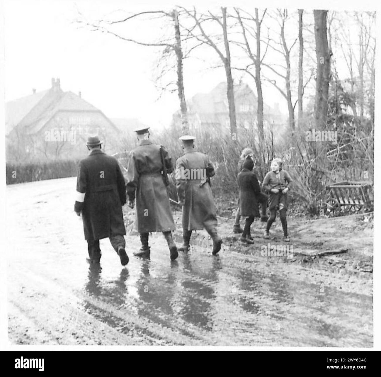 Military interaction with civilians Cut Out Stock Images & Pictures - Alamy