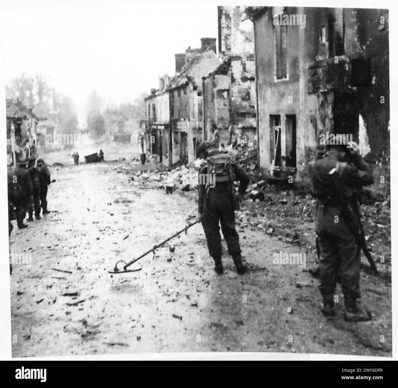 CAPTURE OF TILLY-SUR-SEULLES - Royal Engineers of the 1 Dorsets, 231 ...