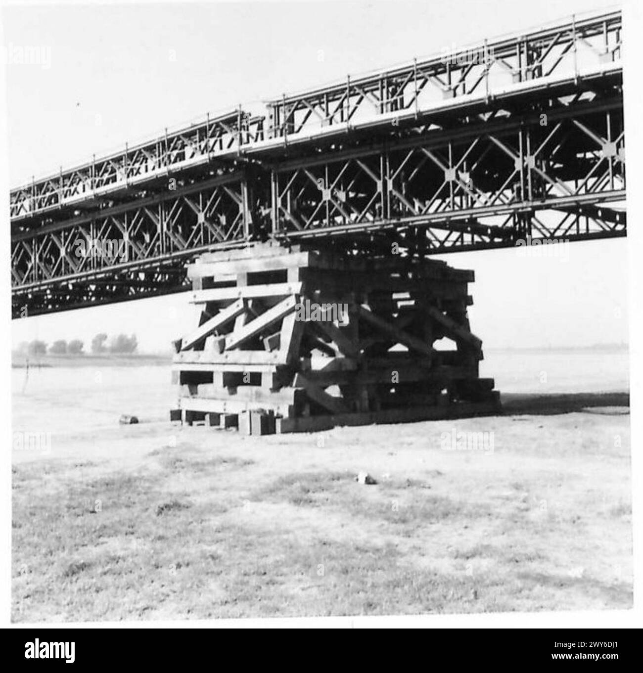 BAILEY BRIDGE OVER THE RHINE AT DUSSELDORF - The solid wooden pier ...