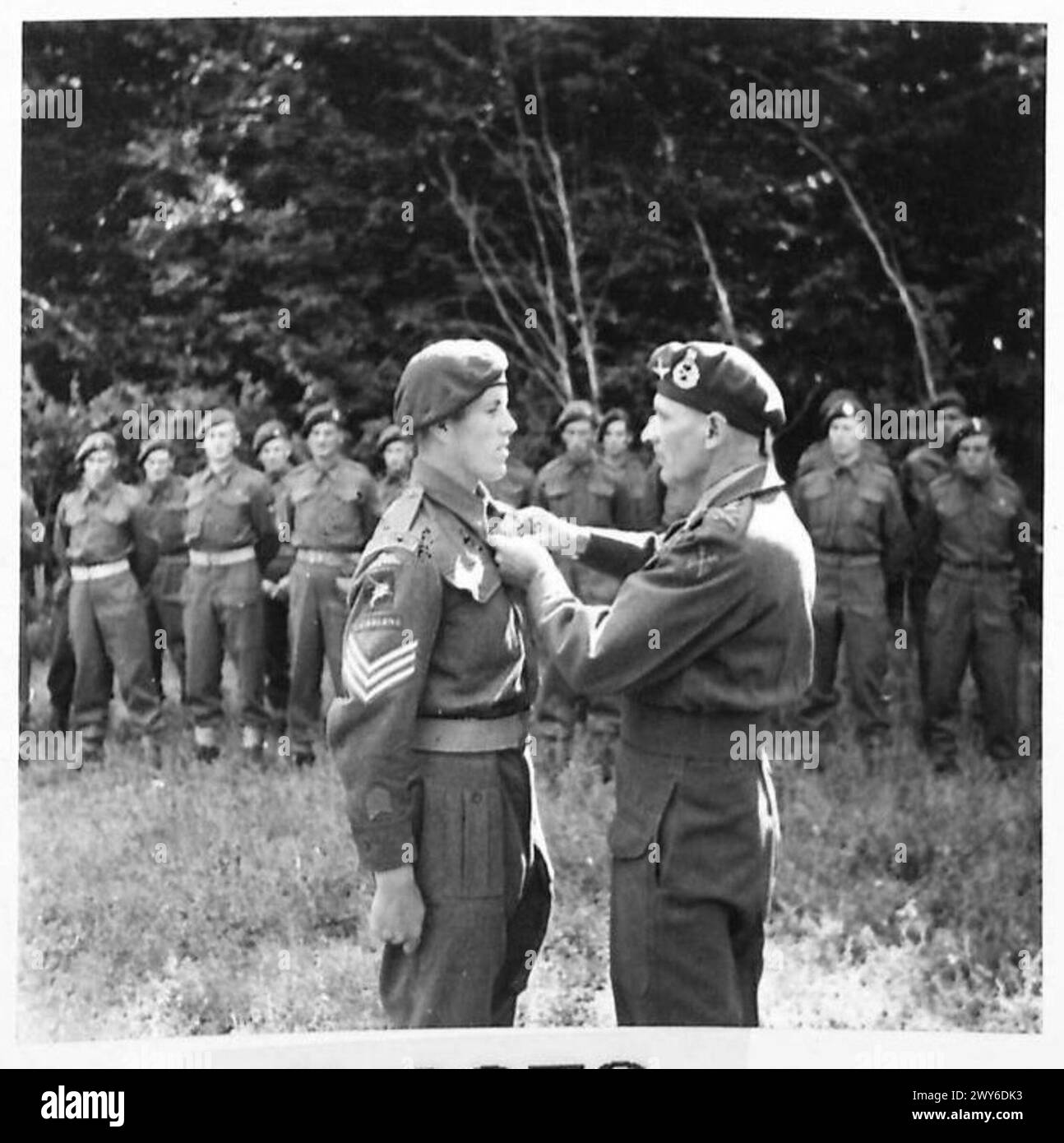 GENERAL MONTGOMERY PRESENT DECORATIONS TO AIRBORNE DIVISION - Sgt. R.H ...