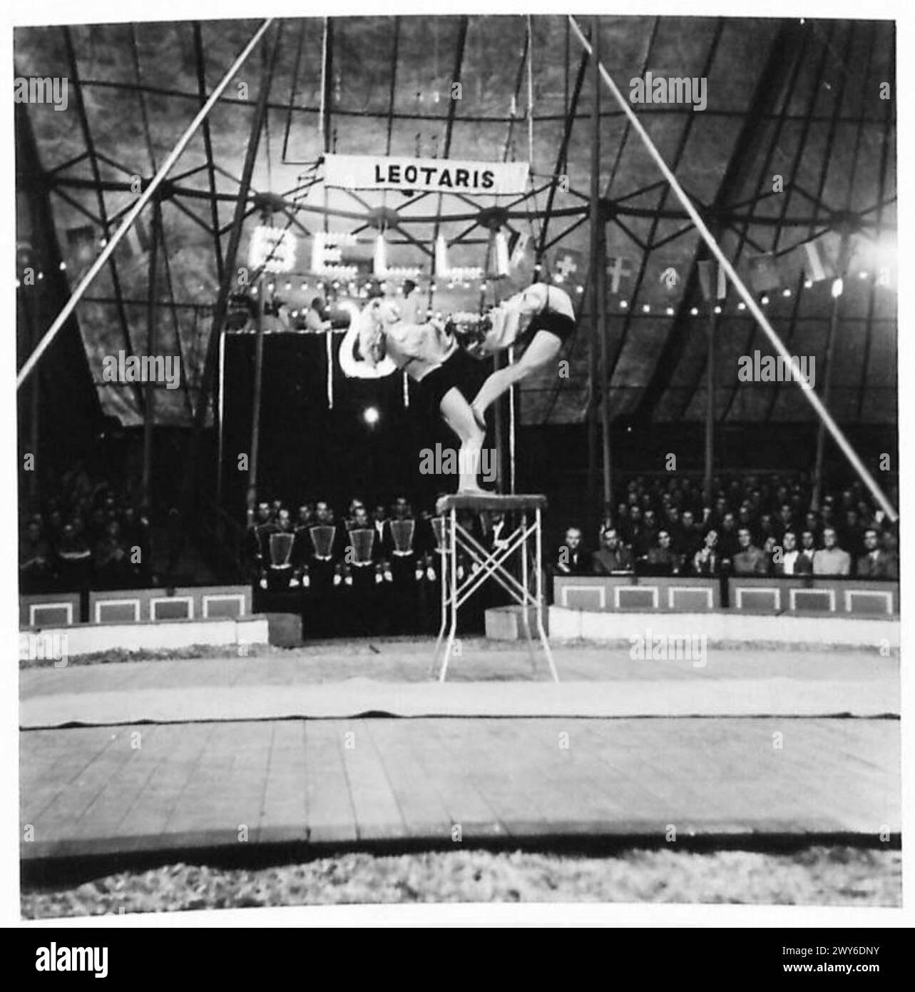 HAMBURG CIRCUS - Two girl contortionists entertain at the Belli Circus ...