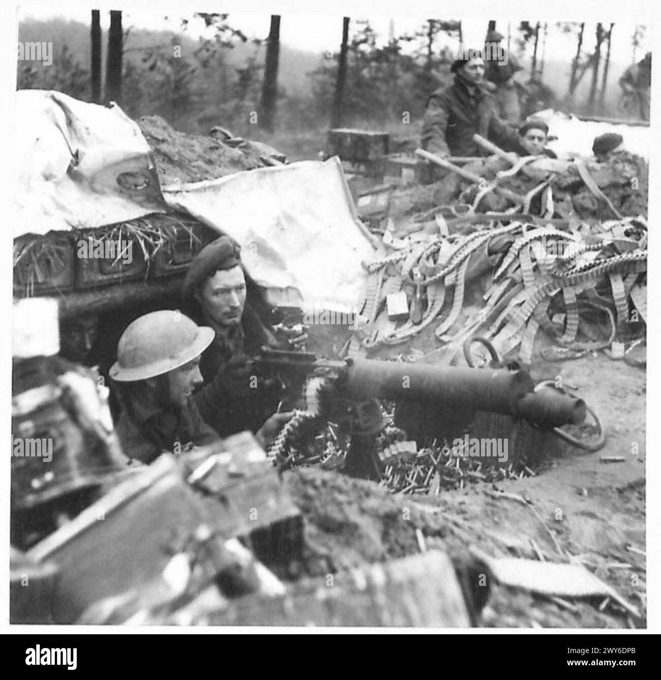 THE BRITISH ARMY IN NORTH-WEST EUROPE 1944-1946 - Vickers machine guns ...