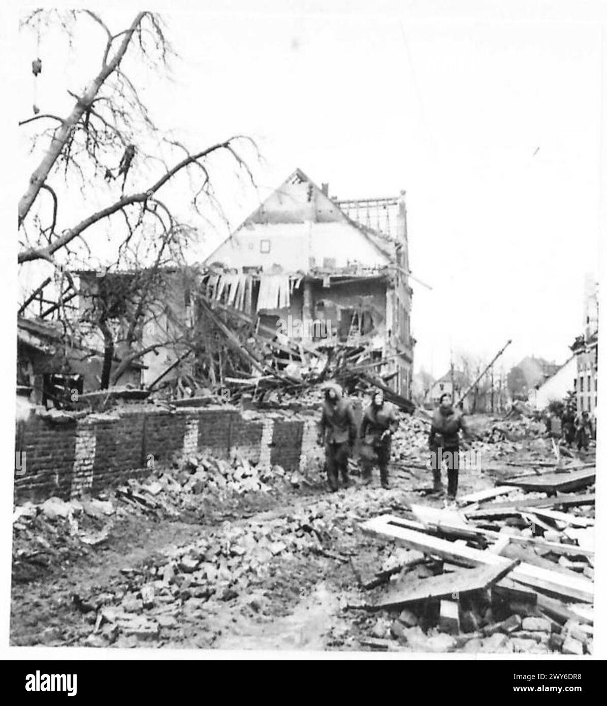 BRITISH TROOPS IN KLEVE - Giving some idea of the damage to the town of ...