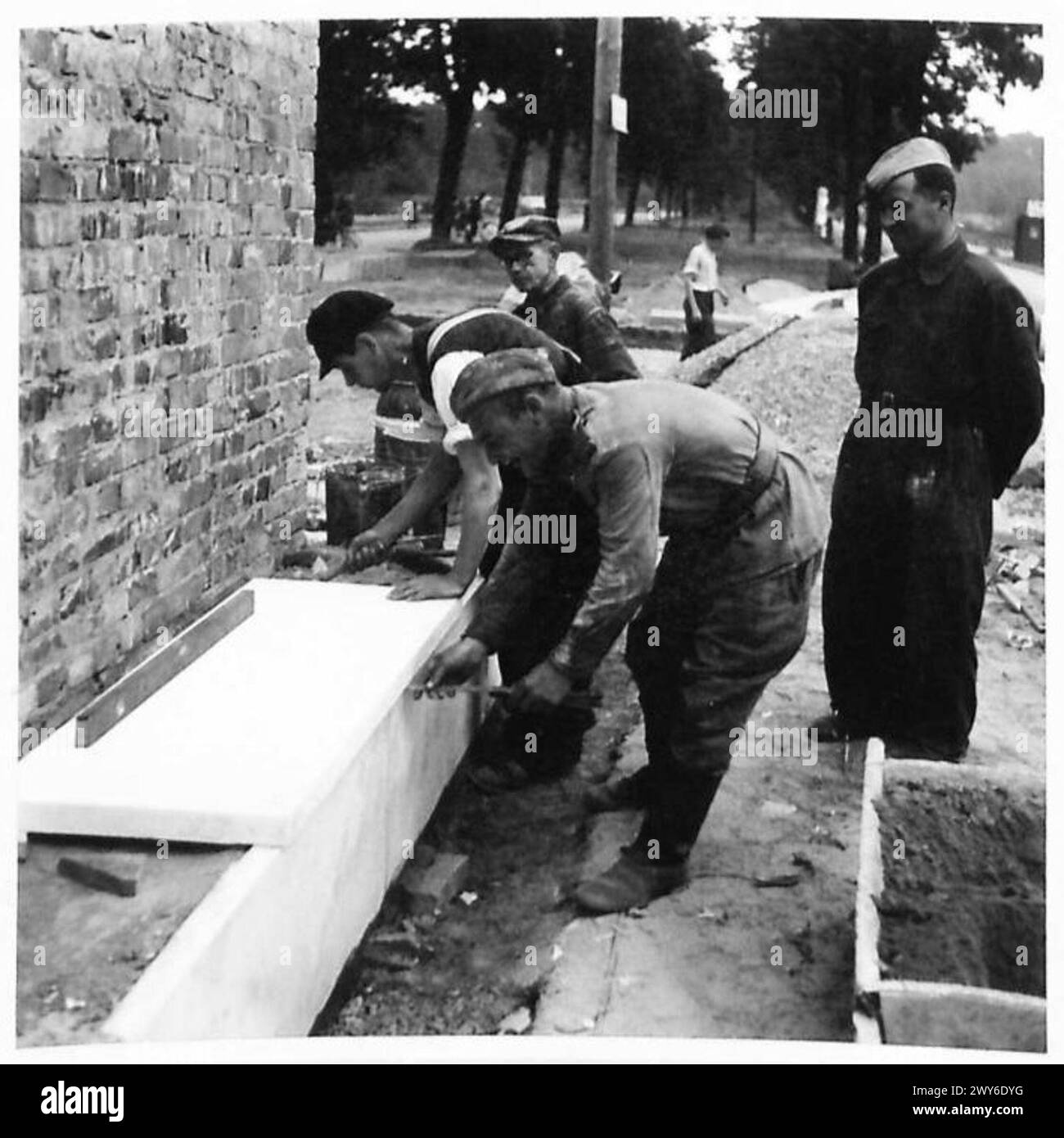 British tank berlin hi-res stock photography and images - Alamy