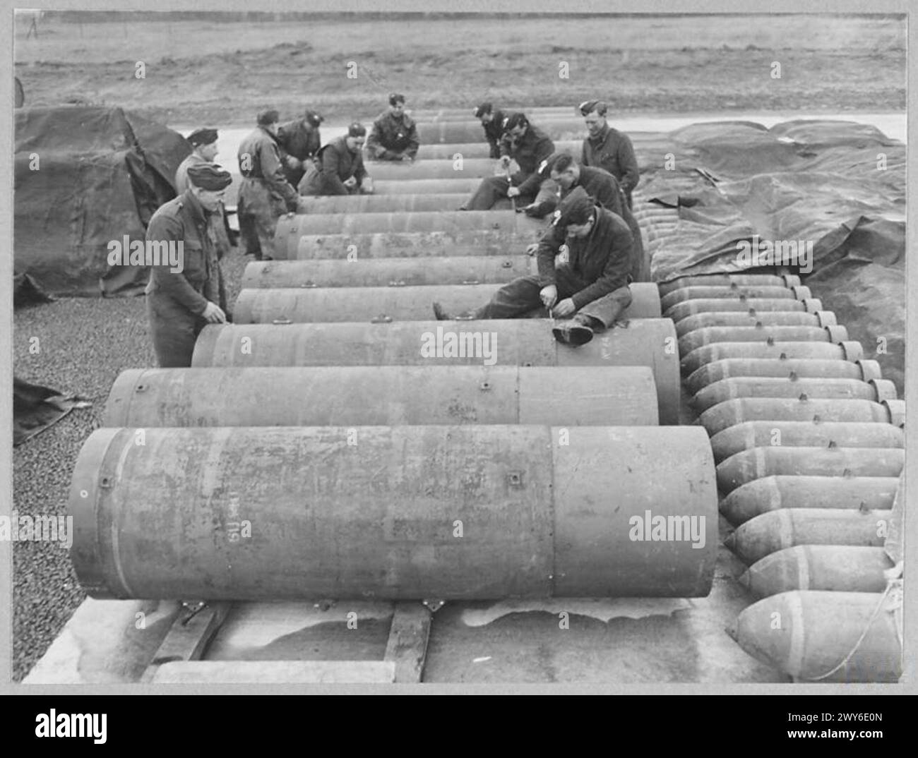 THE R.A.F's "BLOCKBUSTERS" : - For story see CH.12591 Picture (issued ...