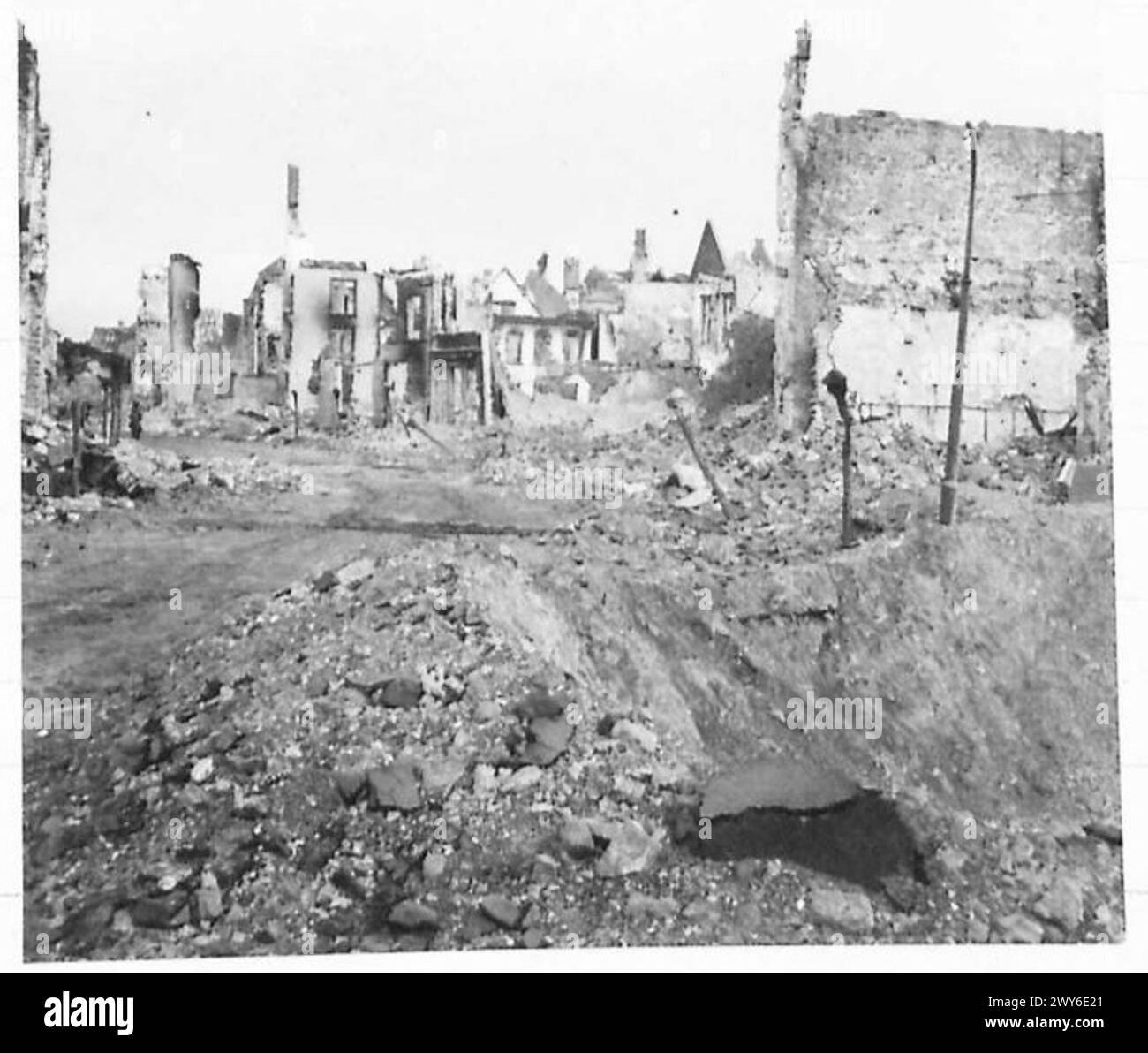 GENERAL HORROCKS IN REES - A view of ruined Rees , British Army, 21st ...
