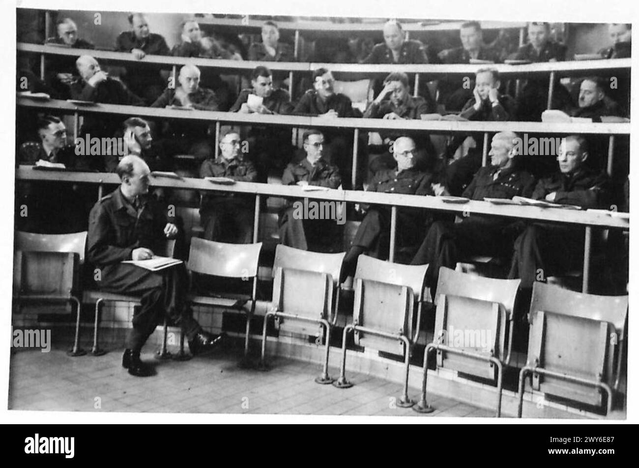 ANGLO-AMERICAN MEDICAL CONFERENCE - Major J.L. Collis, RAMC (seated in ...