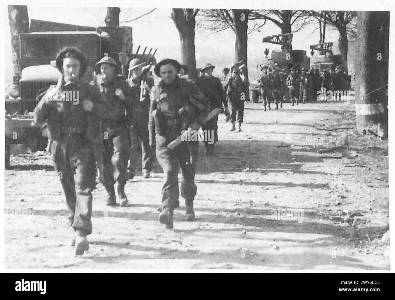 RHINE CROSSING - Dawn on D-Day : Sappers go into action , British Army ...