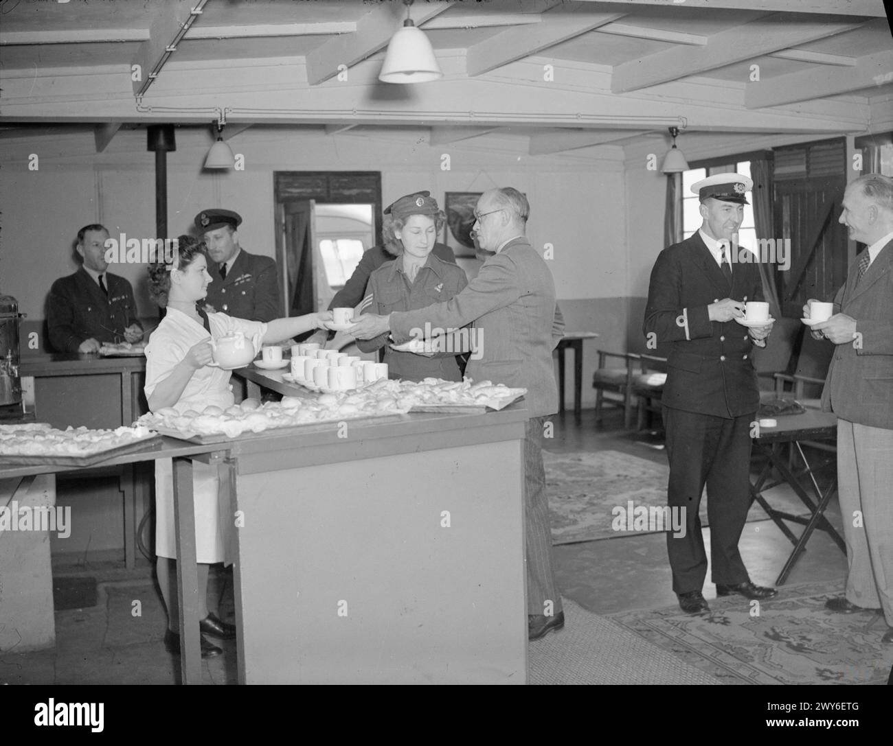 Military snack hi-res stock photography and images - Alamy