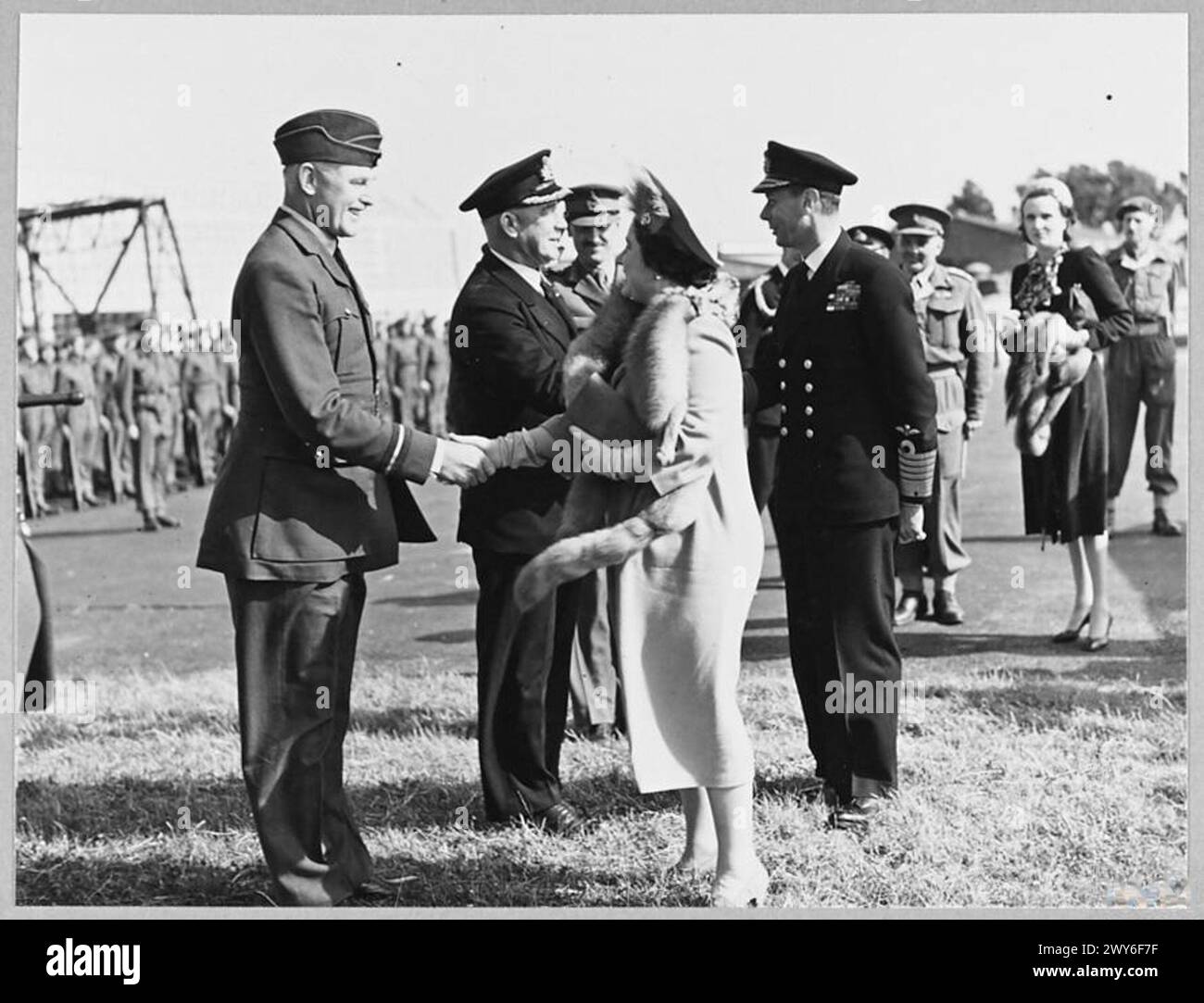 KING AND QUEEN VISIT CHANNEL ISLANDS [7TH JUNE 1945] - The Queen ...