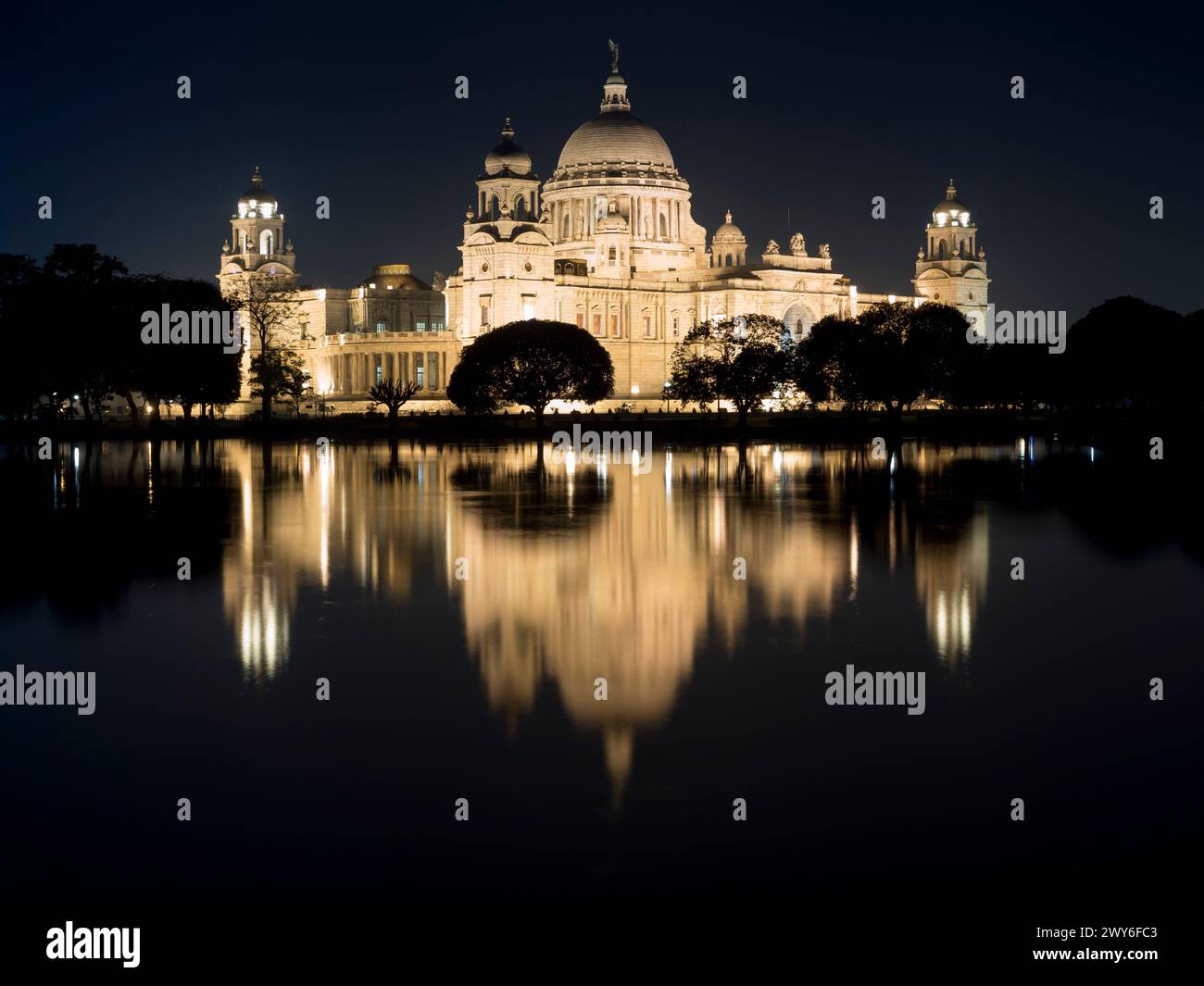 India, Kolkata, Victoria Memorial night Stock Photo - Alamy