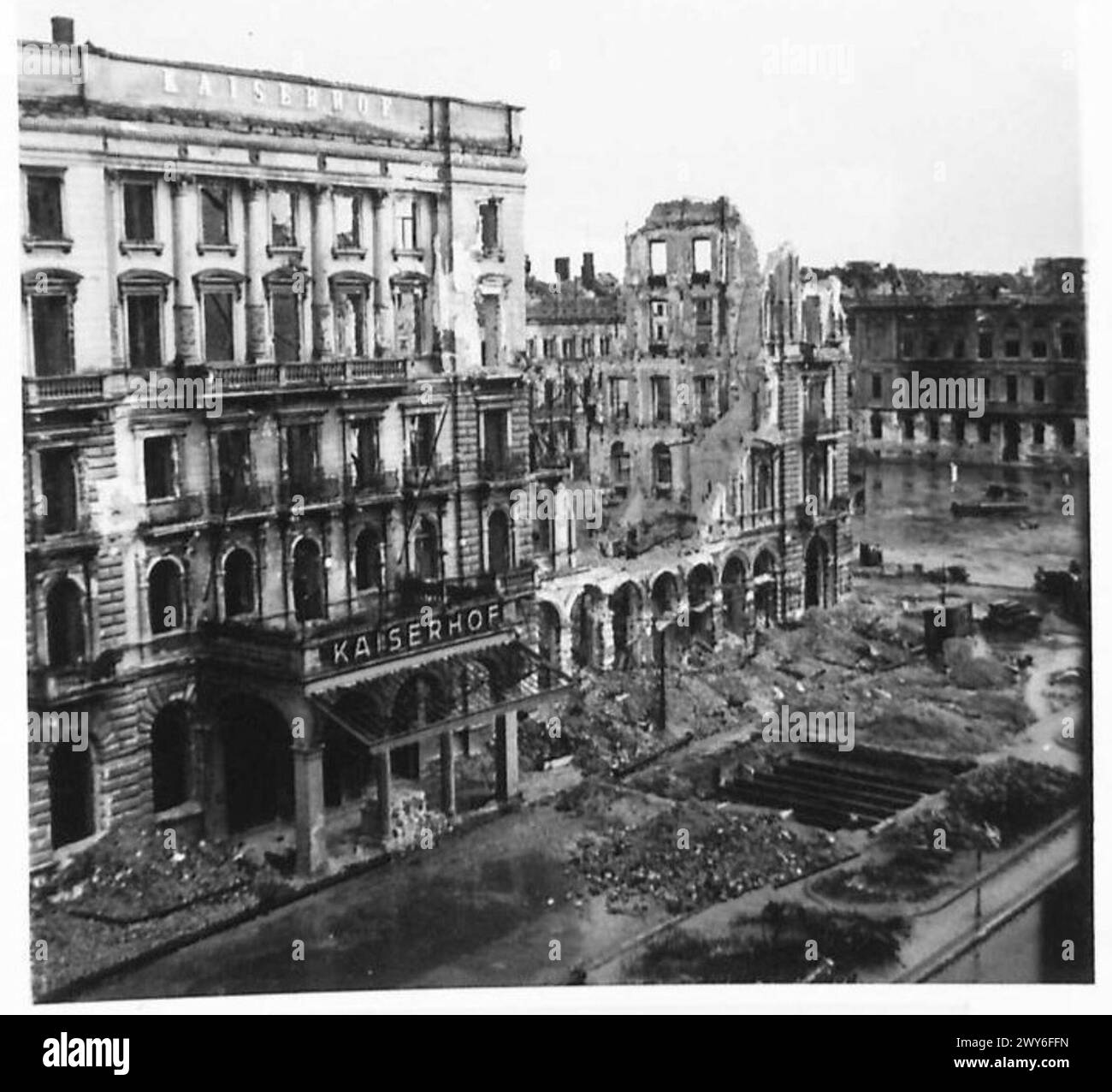 Bombing of berlin in world war ii Cut Out Stock Images & Pictures - Alamy