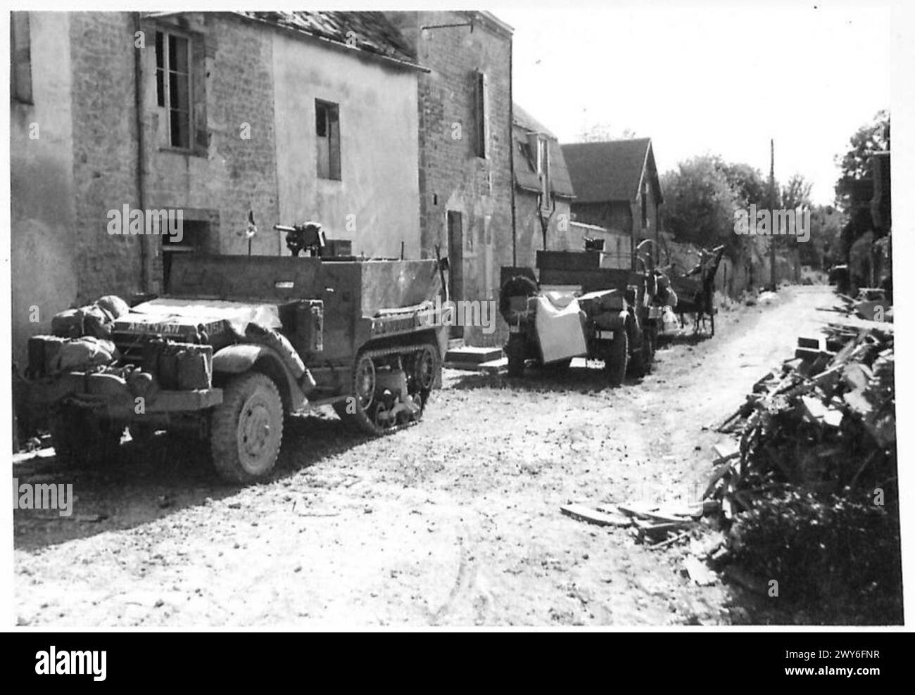 Tracks to cross Black and White Stock Photos & Images - Alamy