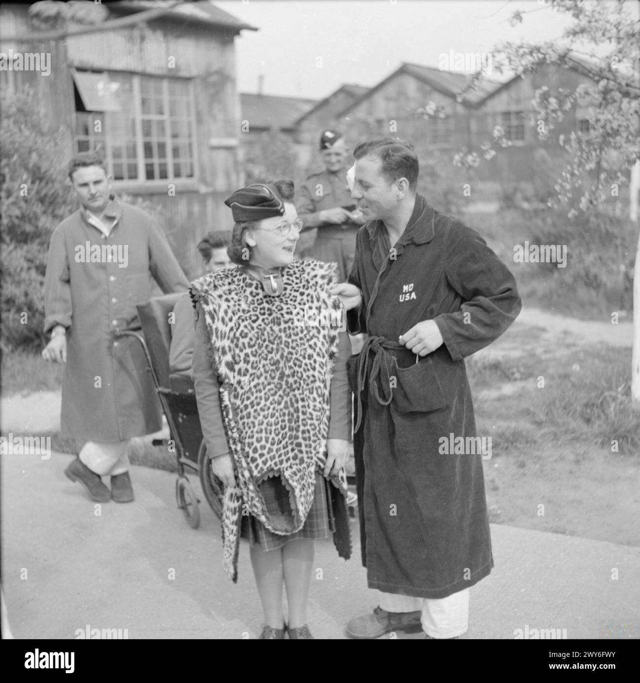 Auxiliary territorial service uniform hi-res stock photography and ...