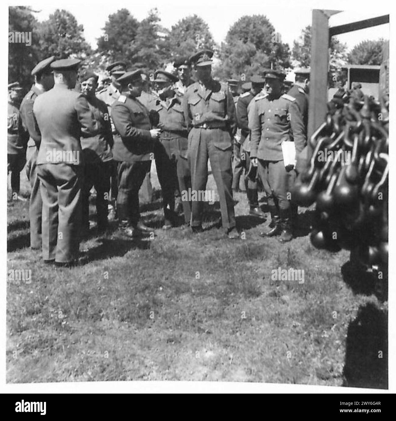 GENERAL DEMPSEY SHOWS 2ND ARMY ARMOUR TO RUSSIAN GENERALS - Russian ...